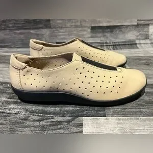 Clarks | Shoes | Clarks Womens Medora Gemma Slipon Loafer Size 7 | Poshmark